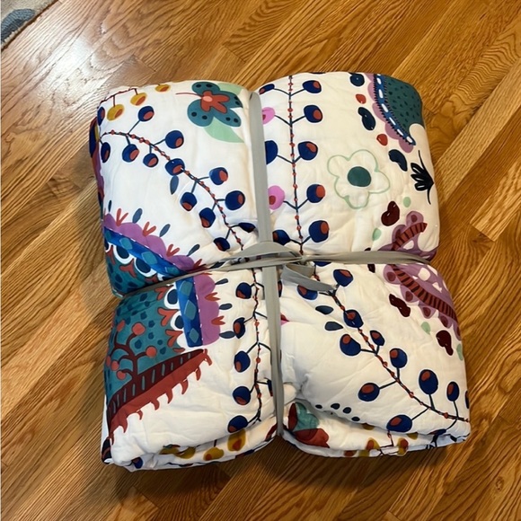 Anthropologie | Bedding | Anthropologie Delissa Quilt Size Twin New ...